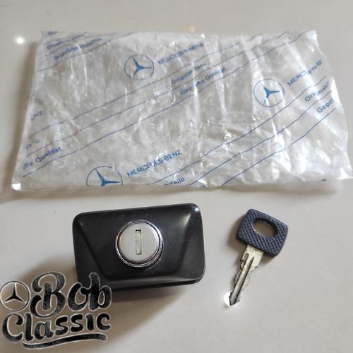 Jual Mercedes-Benz, W123 Trunk Lock with Key A1237580096 - Kab. Malang ...