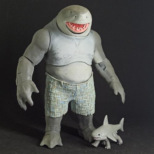 Jual mcf mcfarlane king shark + ml marvel legends jeff the land shark ...
