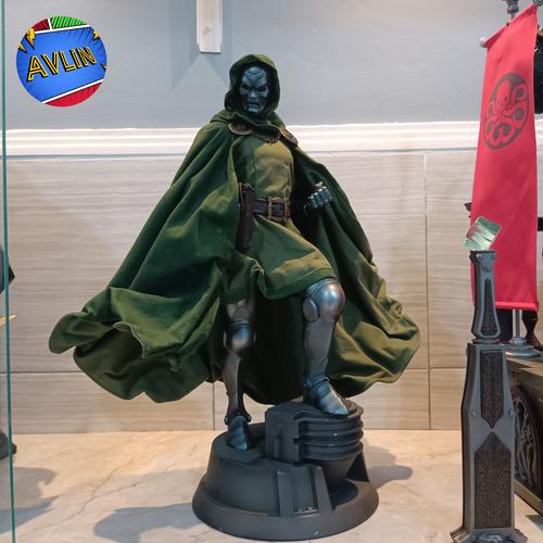 Jual Sideshow Premium Format Doctor Doom Dr Doom 1/4 Scale Statue ...