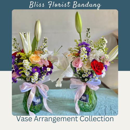 Jual Rangkaian bunga meja / table flower / vase arrangement edisi ...