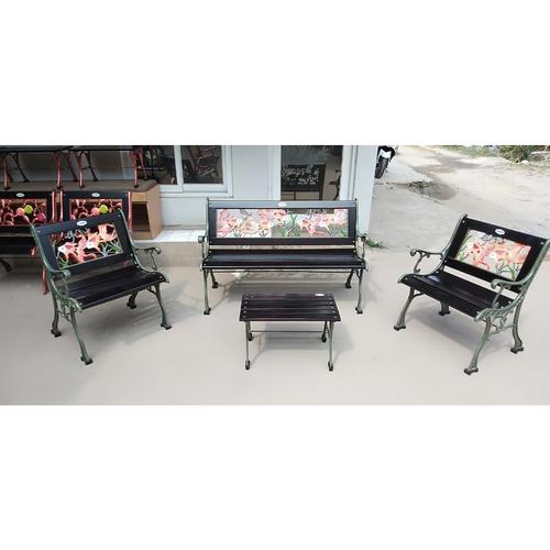 Jual KURSI TAMAN TULIP KURSI TERAS BANGKU TAMAN KURSI BESI KURSI HALTE ...