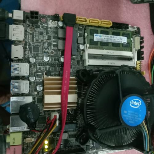 Jual MOTHERBOARD MINI ITX AAEON EMB-Q87A LGA 1150 DDR 3 Plus adapter tanpa backpanel Unit bekas ...