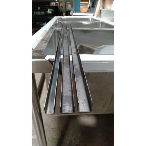 Jual PROFIL U BESI TEBAL 0,8 UK 10x25x10 PANJANG 2400 MM | POWDER ...