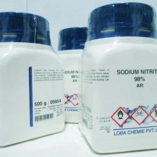Jual Sodium nitric 98 AR / natrium nitrit 98 AR / NaNO2 brand ...