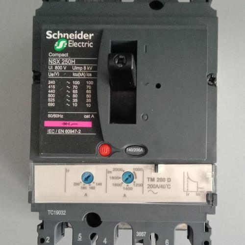 Jual MCCB NSX250H 3P 200A Schneider NSX 100H 3P 200A 70kA 425VAC - Kota ...