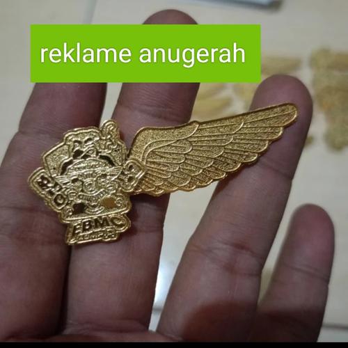 Jual pin/lencana untuk pramugari custom sepuh emas - Jakarta Pusat ...