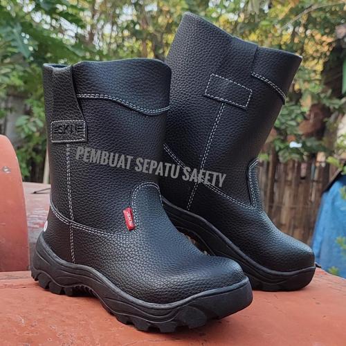 Jual Terbaru~ Sepatu Safety Boot Terbaru Ujung besi Bahan Kulit Buatan ...
