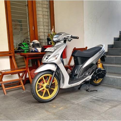 Jual YAMAHA MIO SPORTY 2006 SILVER - Jakarta Barat - NoLuMi Garage ...