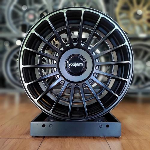Jual Velg Mobil Rotiform Last R R18 Black 5x100 5x114 - Kota Yogyakarta ...