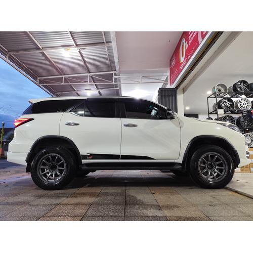 Jual Velg Mobil HSR HIROSHIMA R18 Pelek Fortuner Hilux Triton Pajero ...