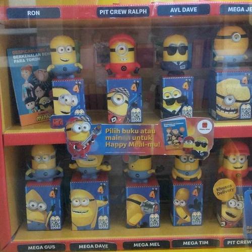Jual Happy Meal Minion Despicable me 4 2024 minions Pit crew Ron Ralph ...