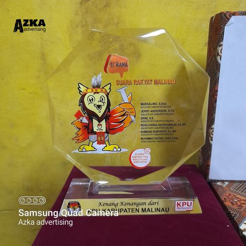Jual plakat akrilik diamond dan box bahan 20mm - Jakarta Pusat - Azka ...