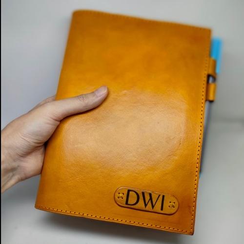 Jual Leather Cover Book Sampul Sarung Buku Notes Kulit Custom Nama A5 ...