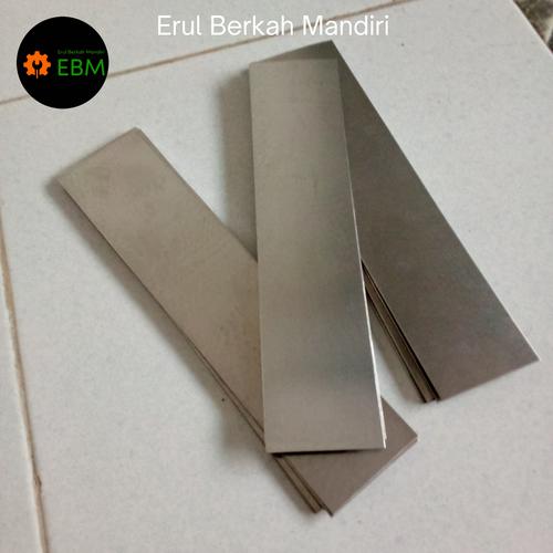 Jual plat baja spring sk5 putih 1.5mm X 25mm X 350mm - Kab. Karawang ...