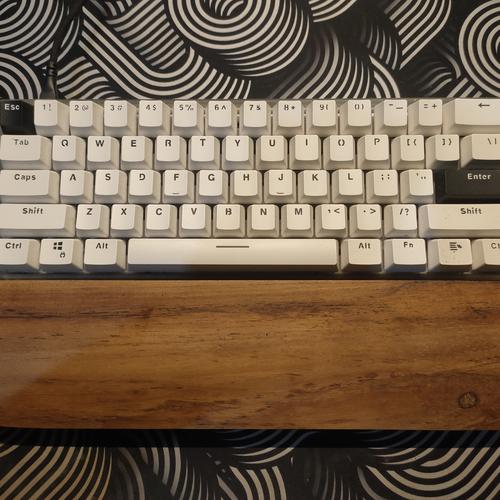 Jual Wrist Rest Keyboard Kayu Aesthetic - Kota Bogor - Levochka | Tokopedia