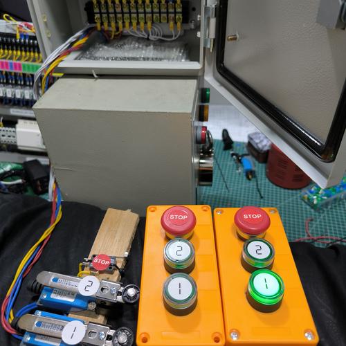 Jual Panel Lift Barang 2 lantai tombol menyala angka di lengkapi stop ...