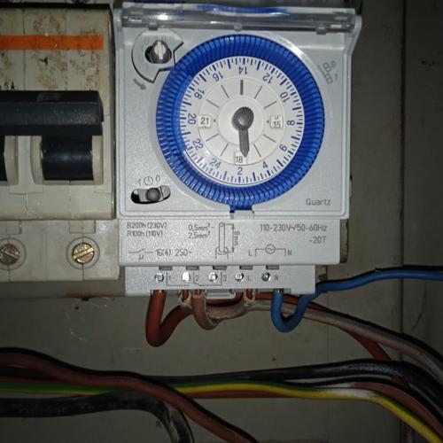 Jual jasa pasang & alat timer listrik lampu nyala otomatis Theben ...