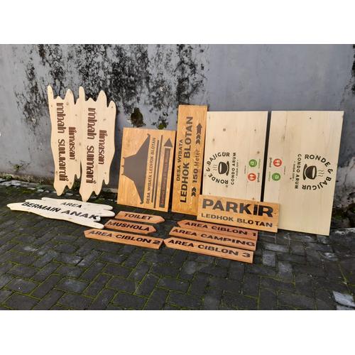 Jual papan nama kayu sign board - Kab. Sleman - DNA Kreasindo | Tokopedia