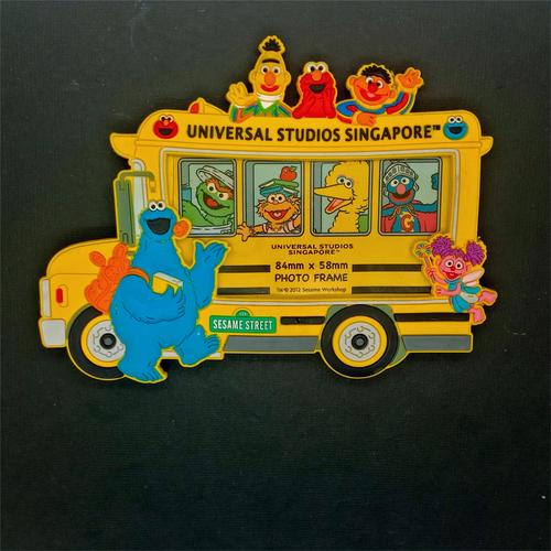 Jual Fridge Magnet Tempelan Kulkas Souvenir Sesame Street Universal ...