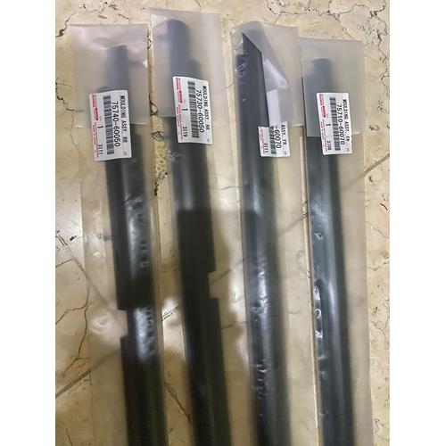 Jual pelipit luar 75710-60070 75720-60070 75730-60050 75740-60050 vx200 ...