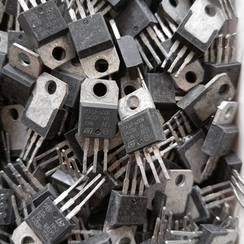 Jual Diode Triac BTA12-600B 12A 600V - Kab. Banyuwangi - Rumah Komponen ...