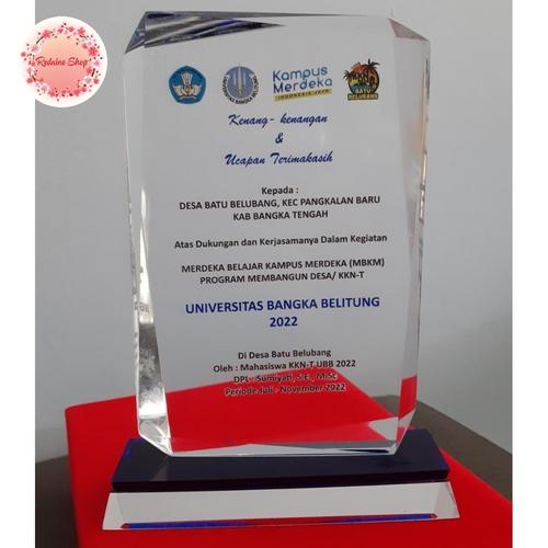 Jual Plakat EXCLUSIVE akrilik tebal 1.5cm+Box Bludru/Plakat Akrilik ...