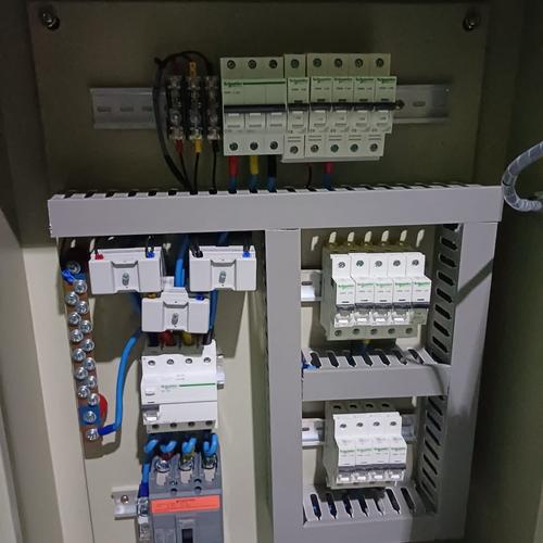 Jual Panel Listrik 3 Phase Elcb 25A / Box 40x60 / Panel Custom ...