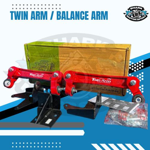 Jual Rear Balance arm Stabilizer Twin Arm Toyota Innova Zenix Hybrid ...