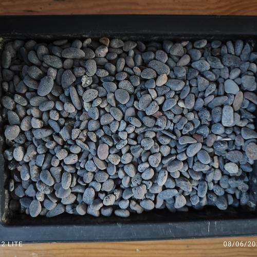 Jual Batu Abu Garut (Batu Alam Koral Sikat Carport Lantai Garasi Tabur ...