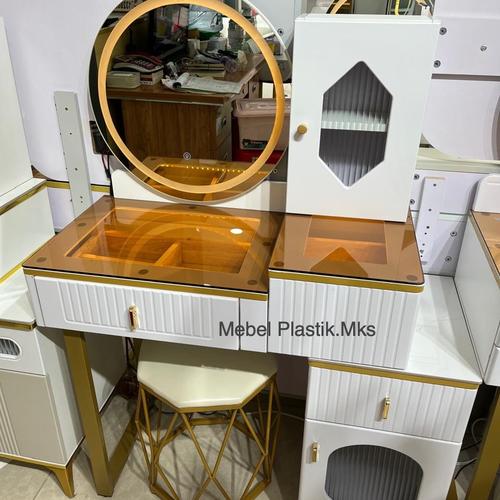 Jual Meja Rias Putih Lampu Led Cermin Bulat Set Kursi Miniamlis Cantik ...