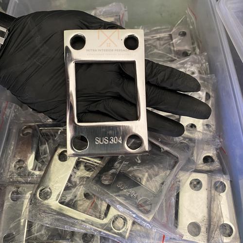 Jual Tapak baseplate plendes ss 304 tiang railing tangga stainless ...