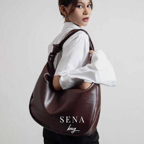 Jual Sena bag - TOTE BAG FIT LAPTOP 16 INCH - Black - Kab. Tangerang ...