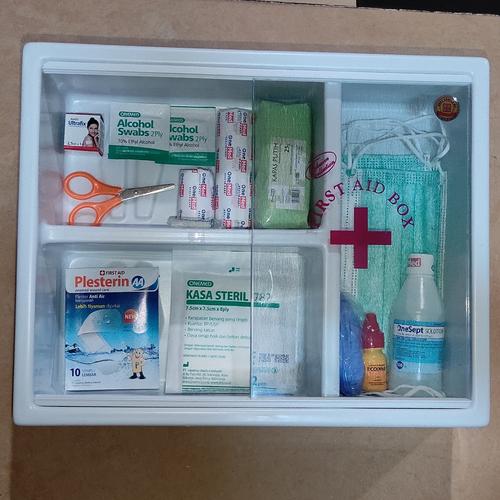 Jual Kotak Obat P3K Dinding Besar Dan Isi Lengkap - LENGKAP+SENTER ...