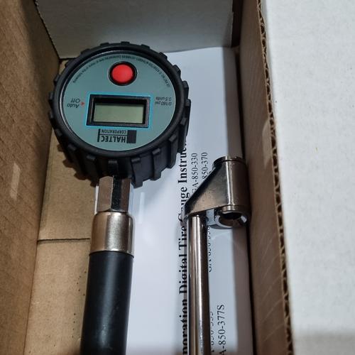 Jual Haltec GA-850-370 Tire Pressure Gauge Digital Standard Bore Untuk ...