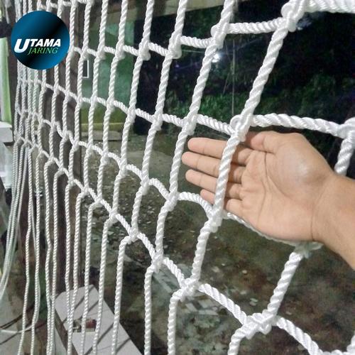 Jual jaring pengaman/jaring tali nilon 12mm lubang kotak, jaring panjat ...