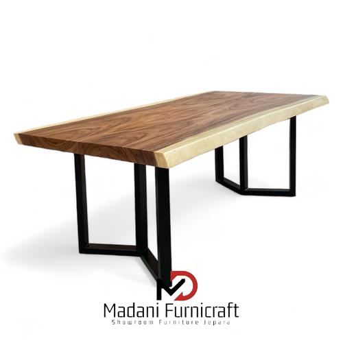 Jual MEJA TREMBESI 250CM KAKI BESI CUSTOM FINISHING - Kab. Jepara ...