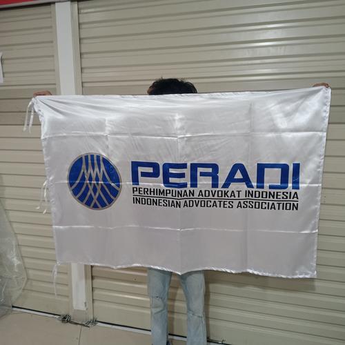 Jual Bendera logo peradi bendera peradi logo terbaru bahan satin ukuran ...