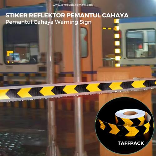 Promo Stiker Reflektor Mobil Tempelan Pemantul Cahaya Tanda Panah ...