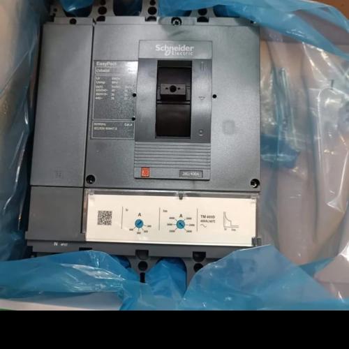 Jual MCCB Schneider CVS400F 4P 400A 36kA CVS 400F LV540309 - Jakarta ...