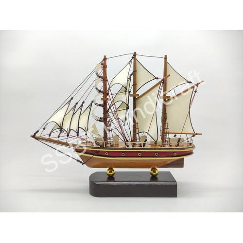 Jual Miniatur Perahu Layar Dewaruci | Kapal Perang Dewaruci | Tanpa ...
