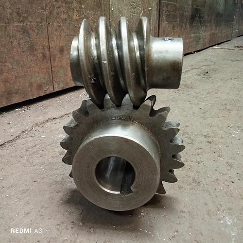 Jual worm gear besi 1:10 as 32mm as 20mm 11,5 cm high quality - Kota ...