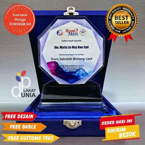 Jual . Plakat Plakat Akrilik Custom Wisuda Wedding Lomba KKN Kampus Mengajar Penghargaan - Tanpa ...