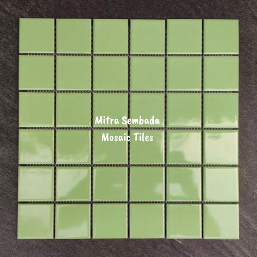 Jual Mosaic Tile Uk 5x5 Cm Mosaic Singress Type GREEN SQUARE Mosaic ...