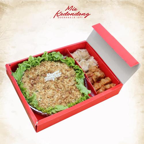 Jual Box Mie dan Siomay Ayam Hampers Birthday Ulang Tahun | Halal ...