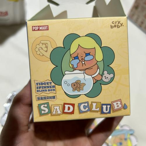 Jual Popmart crybaby sad club - Fidget spinner - Jakarta Barat - Vita ...