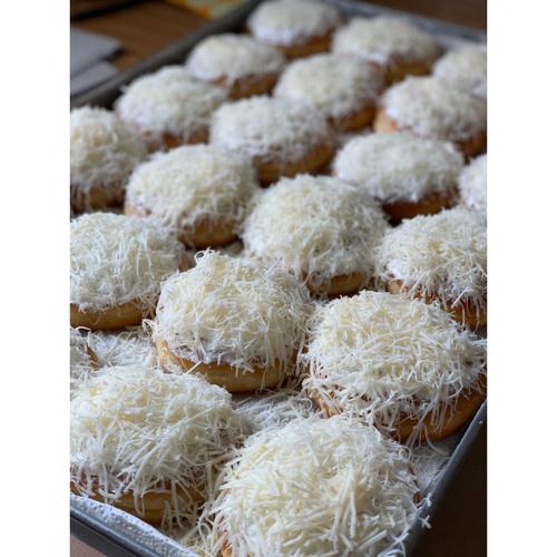 Jual DONAT ROTI TANIA - BEST SELLER ( Keju , Meses , Coklat Ulir ...