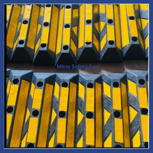 Jual Wheel Stopper Rubber / Pengganjal Ban Karet - Jakarta Barat ...