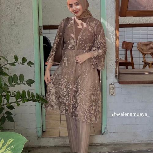 Jual Flower Outer brokat / long outer brukat / Ajmala - Soft grey, S ...