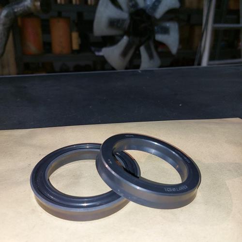 Jual Seal Hydraulic UPH 300 x 332 x 24 / UPH 300*332*24 NBR JAPAN ...