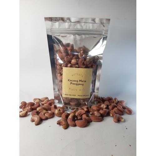 Jual Kacang Mete/Mede Panggang Kulit Ari Asli Sulawesi meteQta 800 gram ...